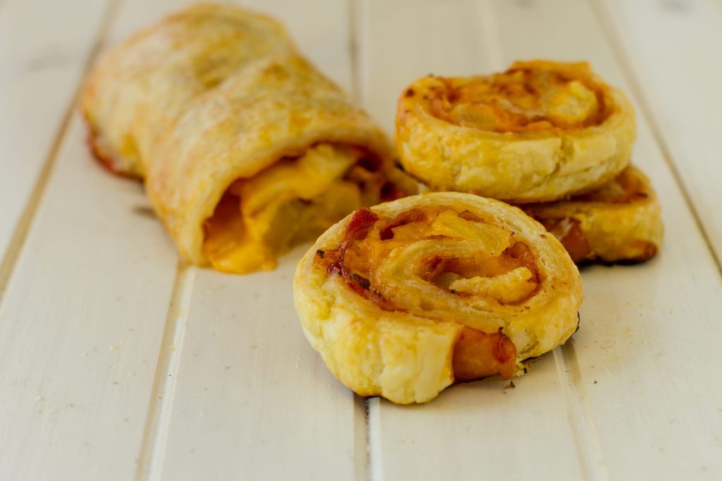 Mini Ham & Pine Pizza Rolls | Rhodes Food Group